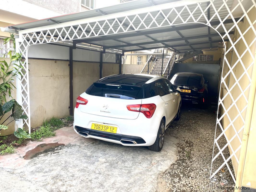 Used Citroen DS 5 // 1598 CC | 2012 DS 5 // 1598 CC for sale | Triolet ...