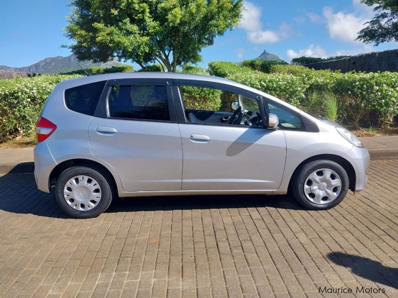 Used Honda Fit | 2012 Fit for sale | Saint Pierre Honda Fit sales | Honda Fit Price Rs 365,000 ...