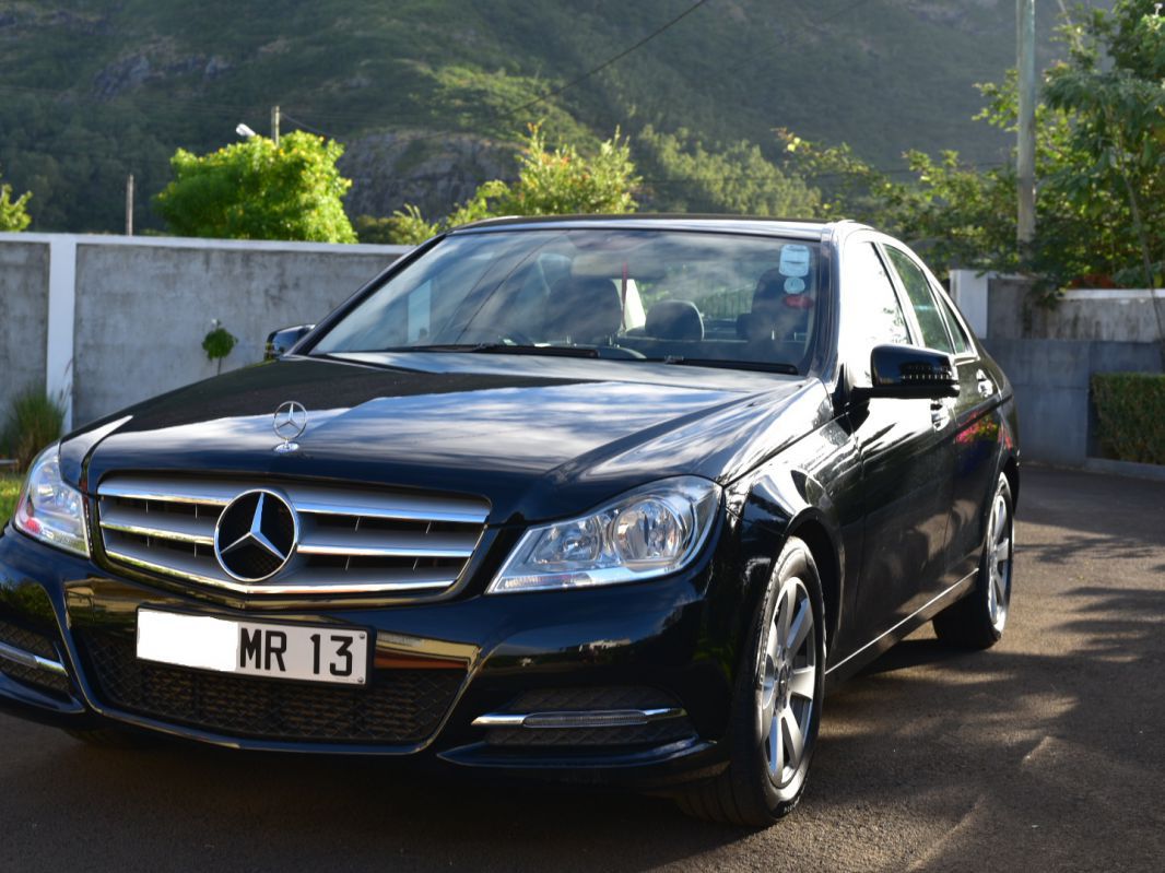 Used Mercedes-Benz C180 | 2013 C180 for sale | Rose Hill Mercedes-Benz ...