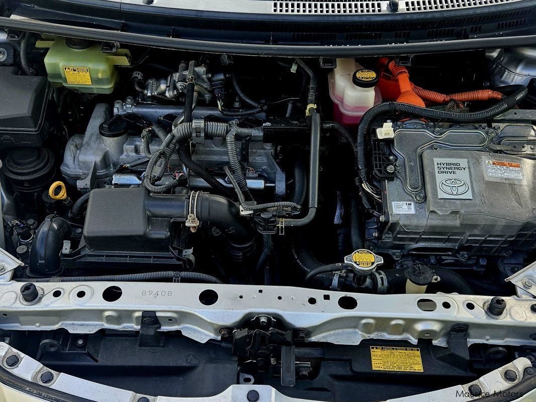 Used Toyota Aqua | 2013 Aqua for sale | Mahebourg Toyota Aqua sales ...