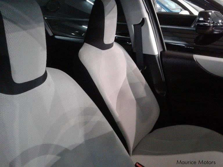 Used Toyota VITZ - PURPLE | 2013 VITZ - PURPLE for sale | Rose Hill ...