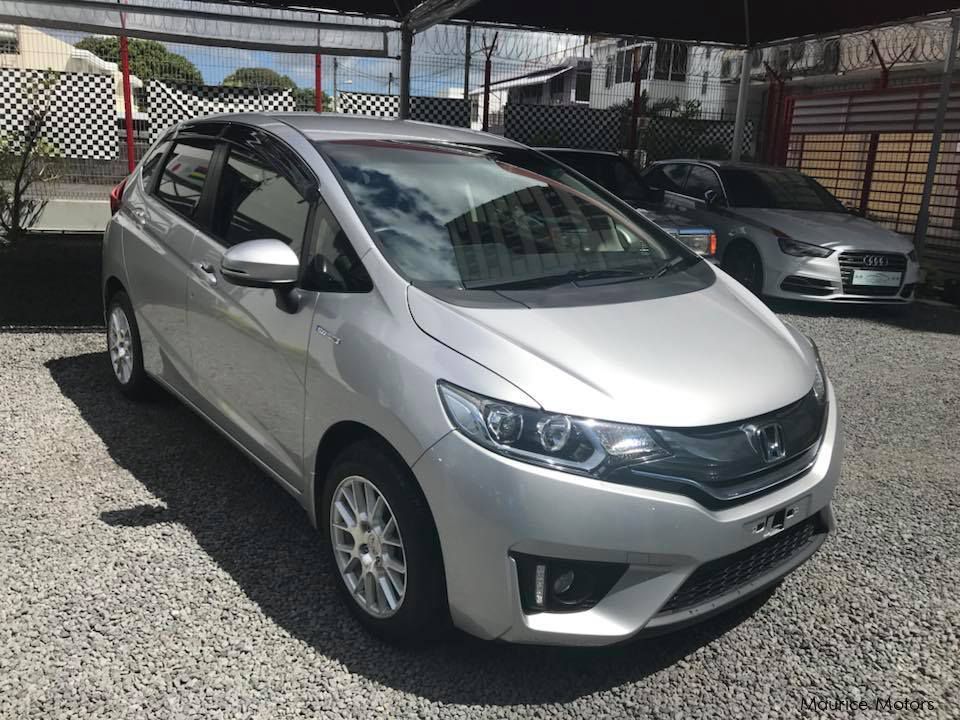 Used Honda Fit Hybrid New Shape | 2014 Fit Hybrid New Shape for sale ...