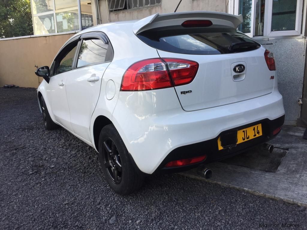 Used Kia RIO | 2014 RIO for sale | Camp Fouquereaux Kia RIO sales | Kia ...