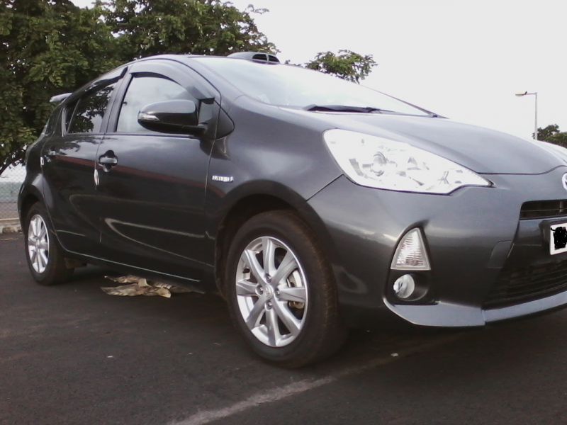 Used Toyota Prius C | 2014 Prius C for sale | Triolet Toyota Prius C ...