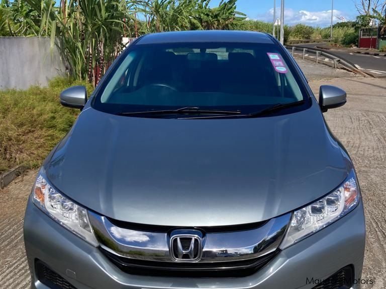 Used Honda Grace | 2015 Grace for sale | Triolet Honda Grace sales ...