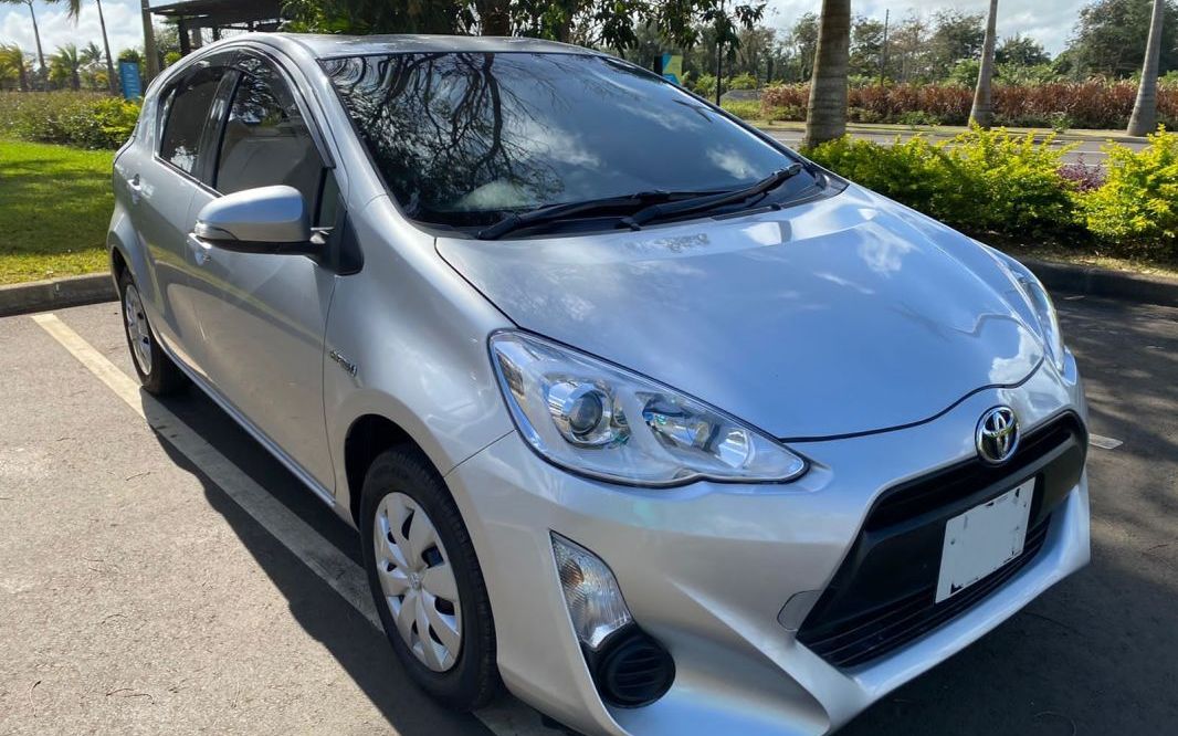 Used Toyota Aqua | 2015 Aqua for sale | Triolet Toyota Aqua sales ...