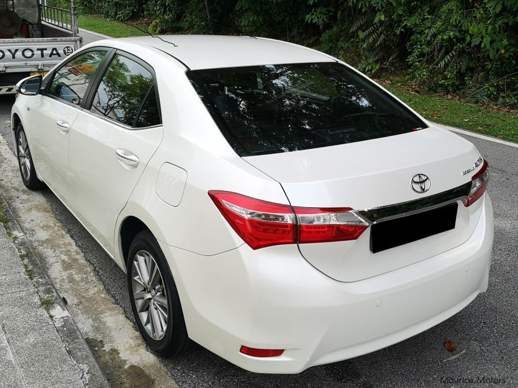 Used Toyota Corolla Altis Elegance | 2015 Corolla Altis Elegance for ...