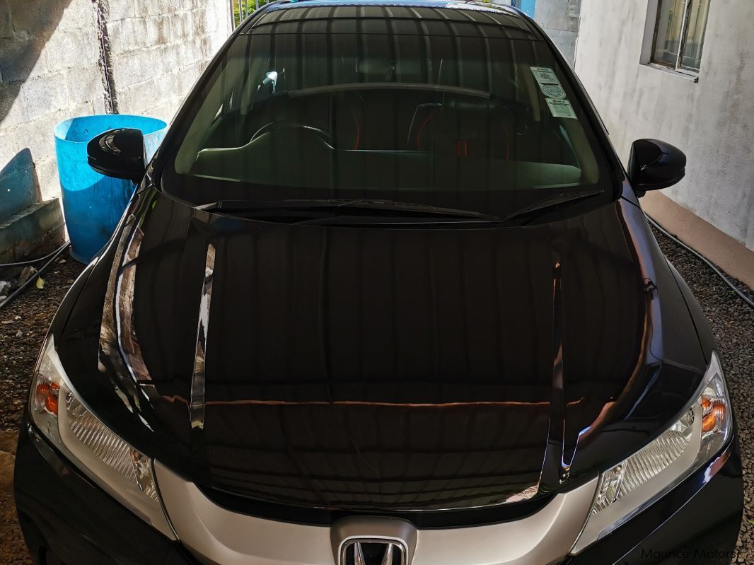 Used Honda Grace | 2016 Grace for sale | Beau Bassin Honda Grace sales ...