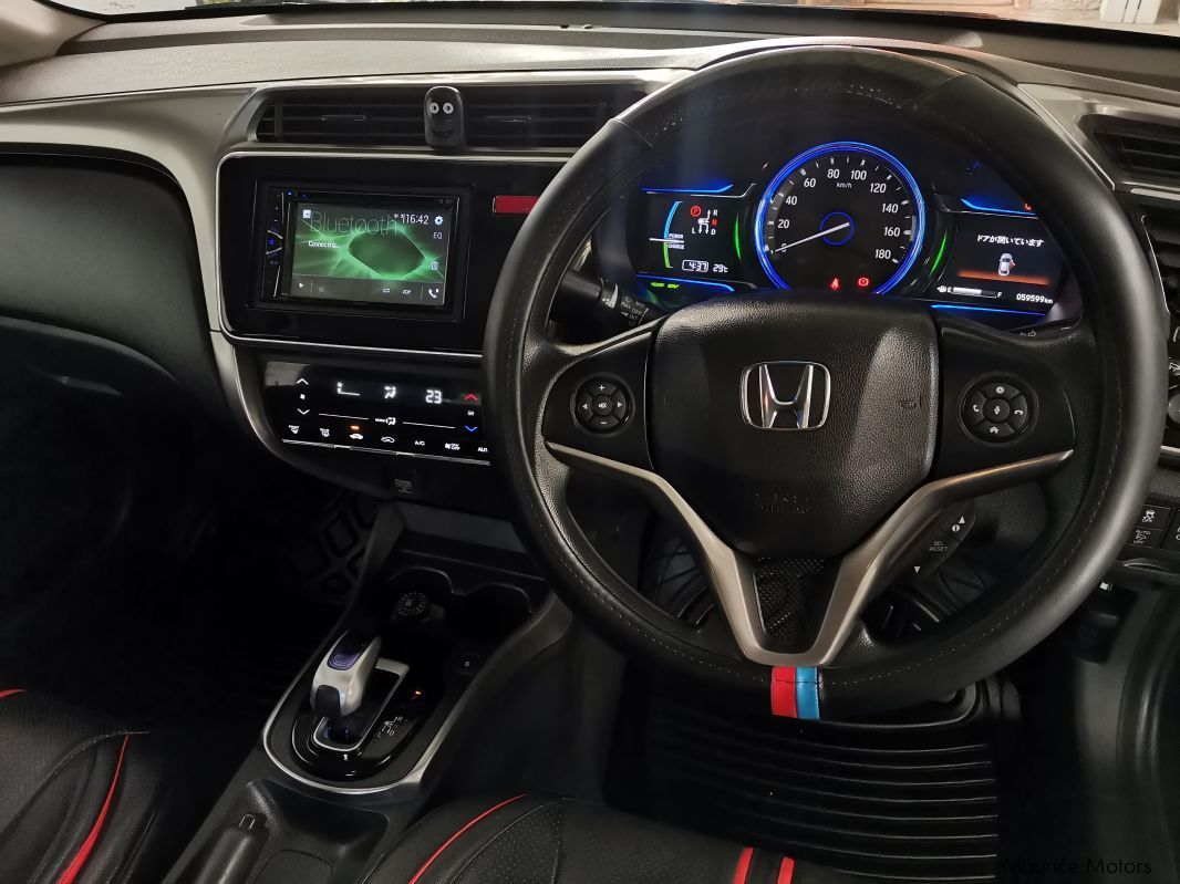 Used Honda Grace | 2016 Grace for sale | Beau Bassin Honda Grace sales ...