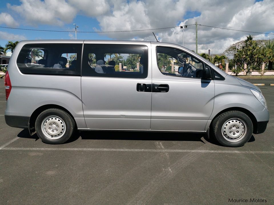 Used Hyundai H1 | 2016 H1 for sale | Morcellemont Saint Andre Hyundai ...