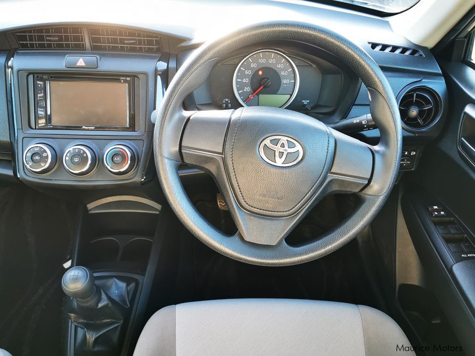 Used Toyota Axio | 2016 Axio for sale | Morcellemont Saint Andre Toyota ...