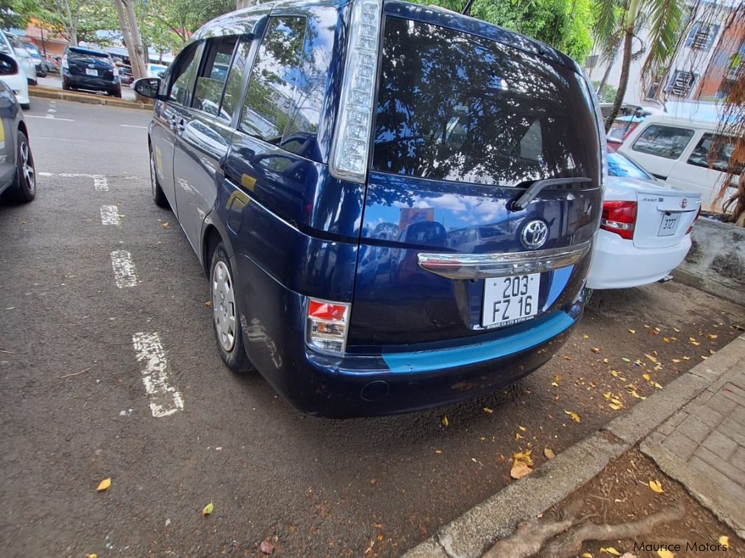 Used Toyota Isis | 2016 Isis for sale | Port Louis Toyota Isis sales ...