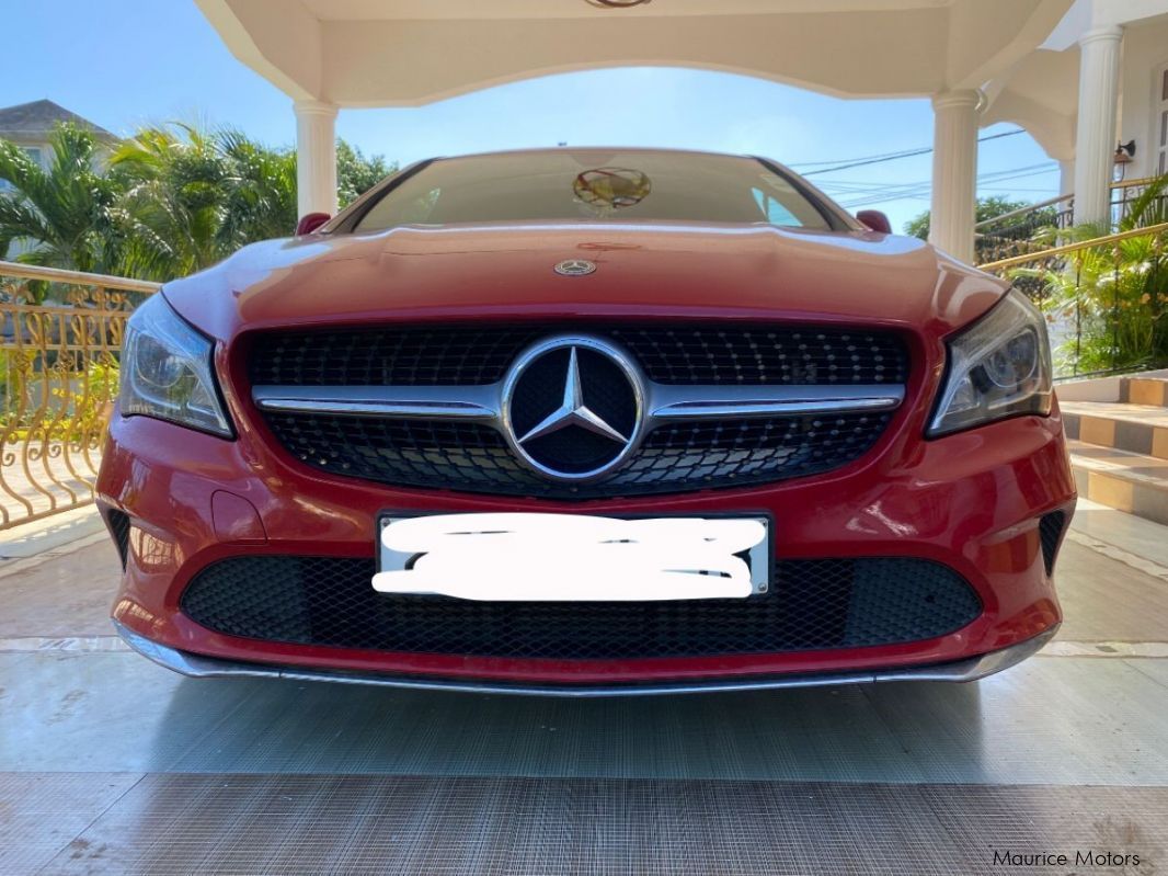 Used Mercedes-Benz CLA 200 | 2018 CLA 200 for sale | Triolet Mercedes ...