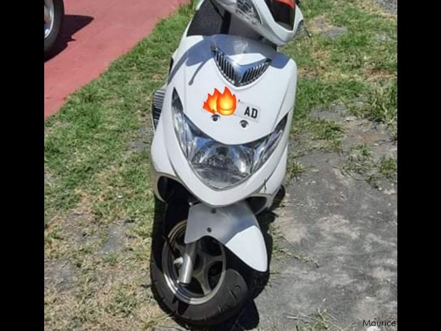 Used Suzuki AN 125 | 2018 AN 125 for sale | Port Louis Suzuki AN 125 ...