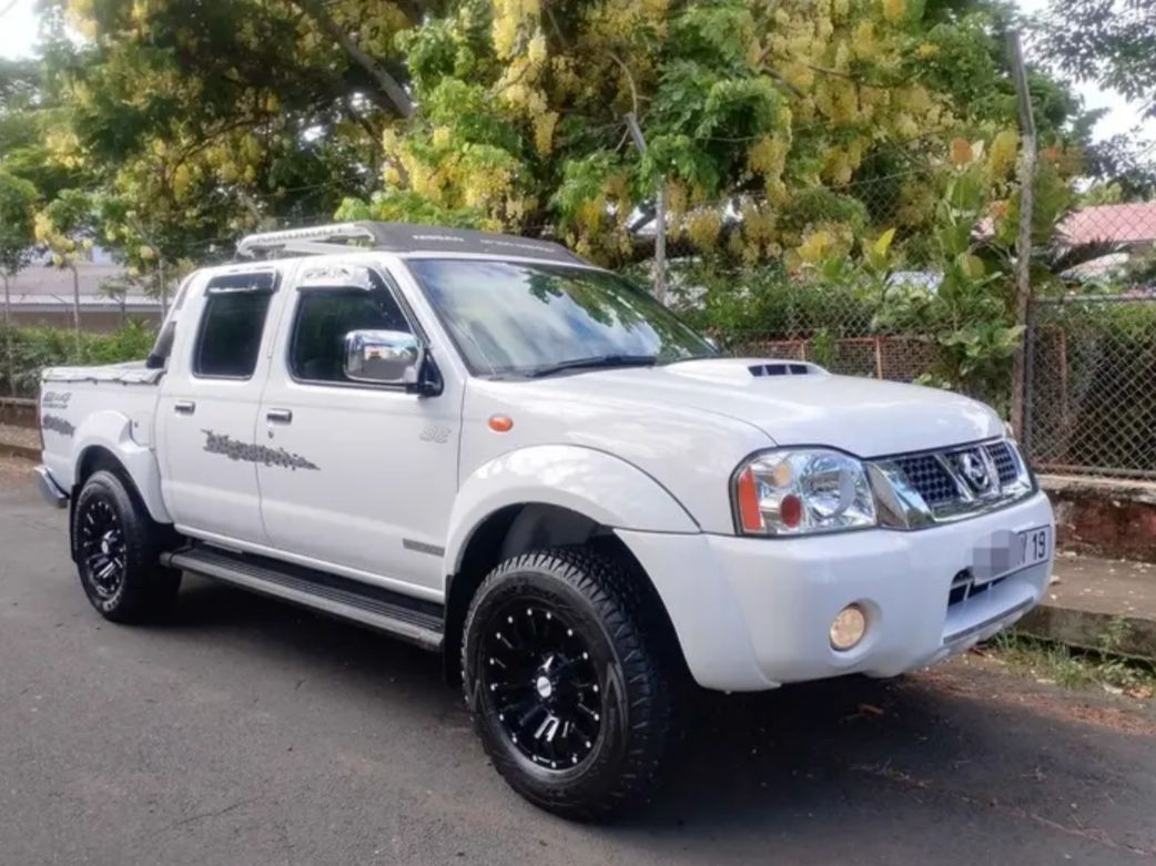 Used Nissan NP300 HARDBODY | 2019 NP300 HARDBODY for sale | Port Louis ...