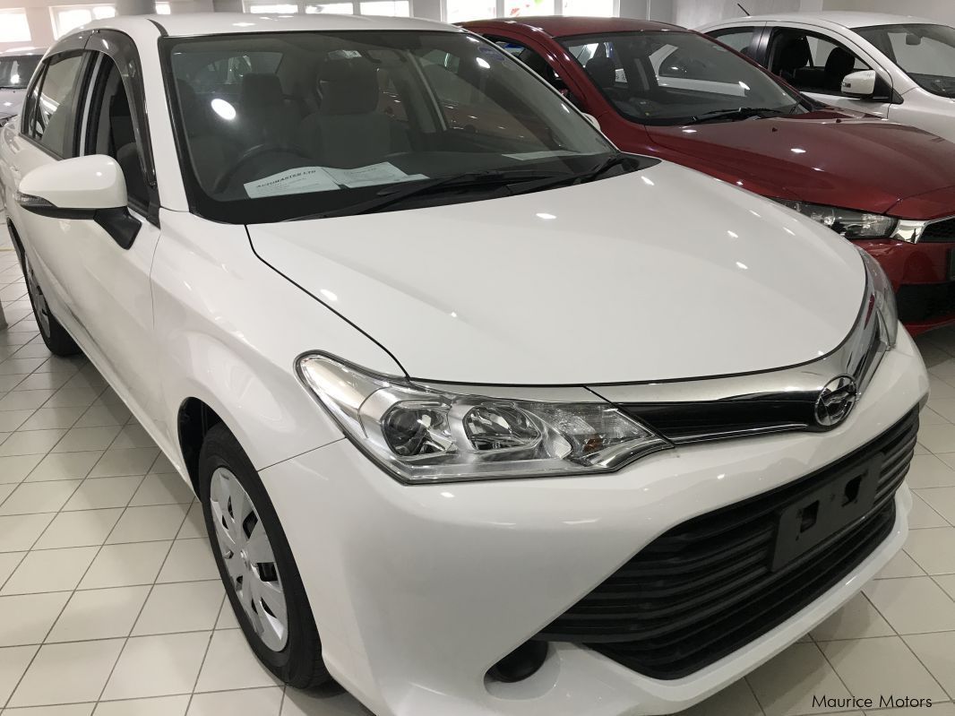 Used Toyota COROLLA - AXIO - SILVER | 2019 COROLLA - AXIO - SILVER for ...