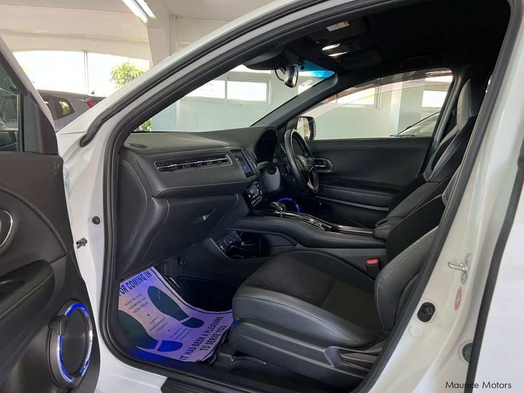 Used Honda Vezel Modulo X Hybrid | 2020 Vezel Modulo X Hybrid for sale ...