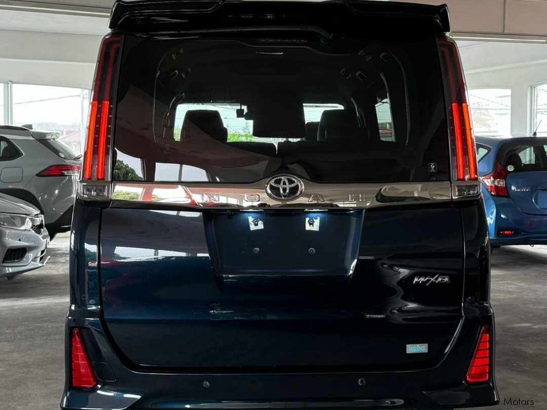 Used Toyota Noah Si WXB 2 | 2020 Noah Si WXB 2 for sale | Vacoas Toyota ...